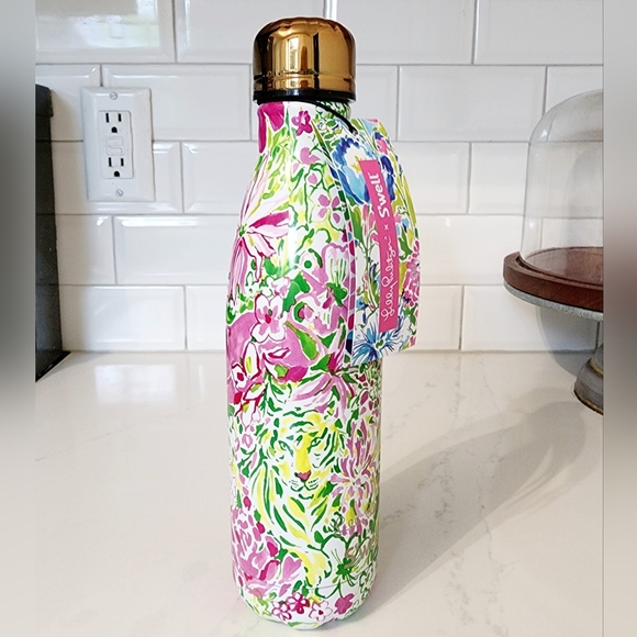 Lilly Pulitzer | Dining | Lilly Pulitzer X Swell In The Groves Water ...